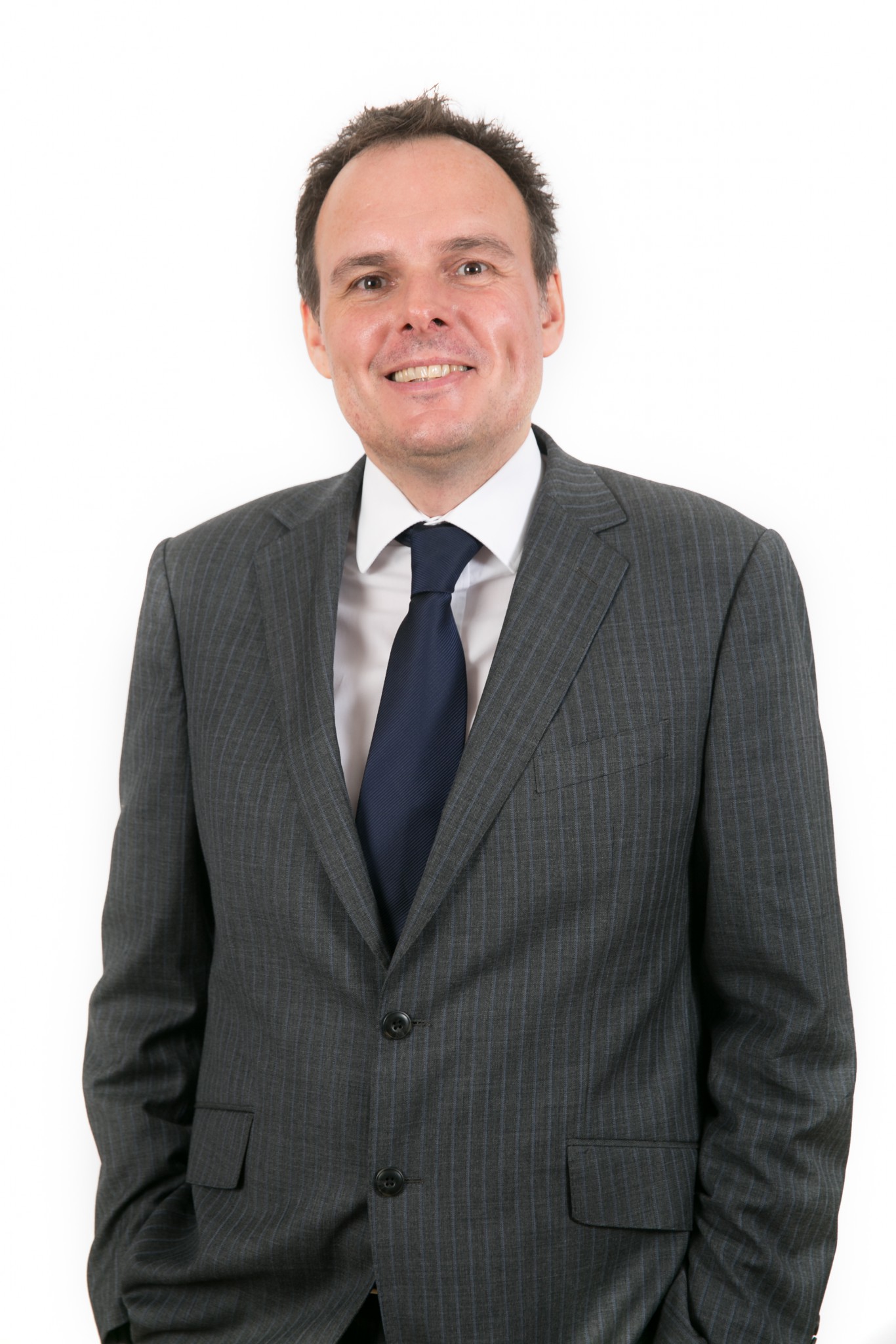 About Us – Oliver Lacey